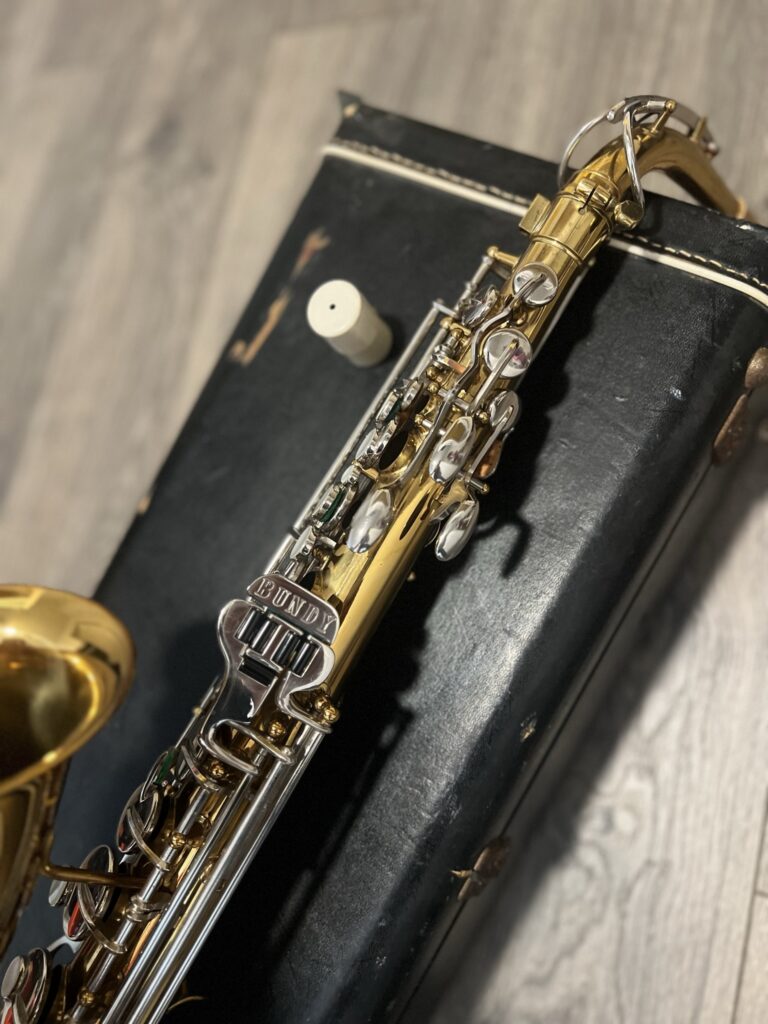Bundy made by Selmer Alto Saxophone Red Label Serial 449XXX